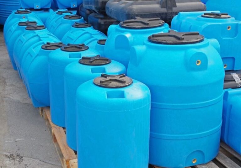 How to Set Up Long-Term Water Storage